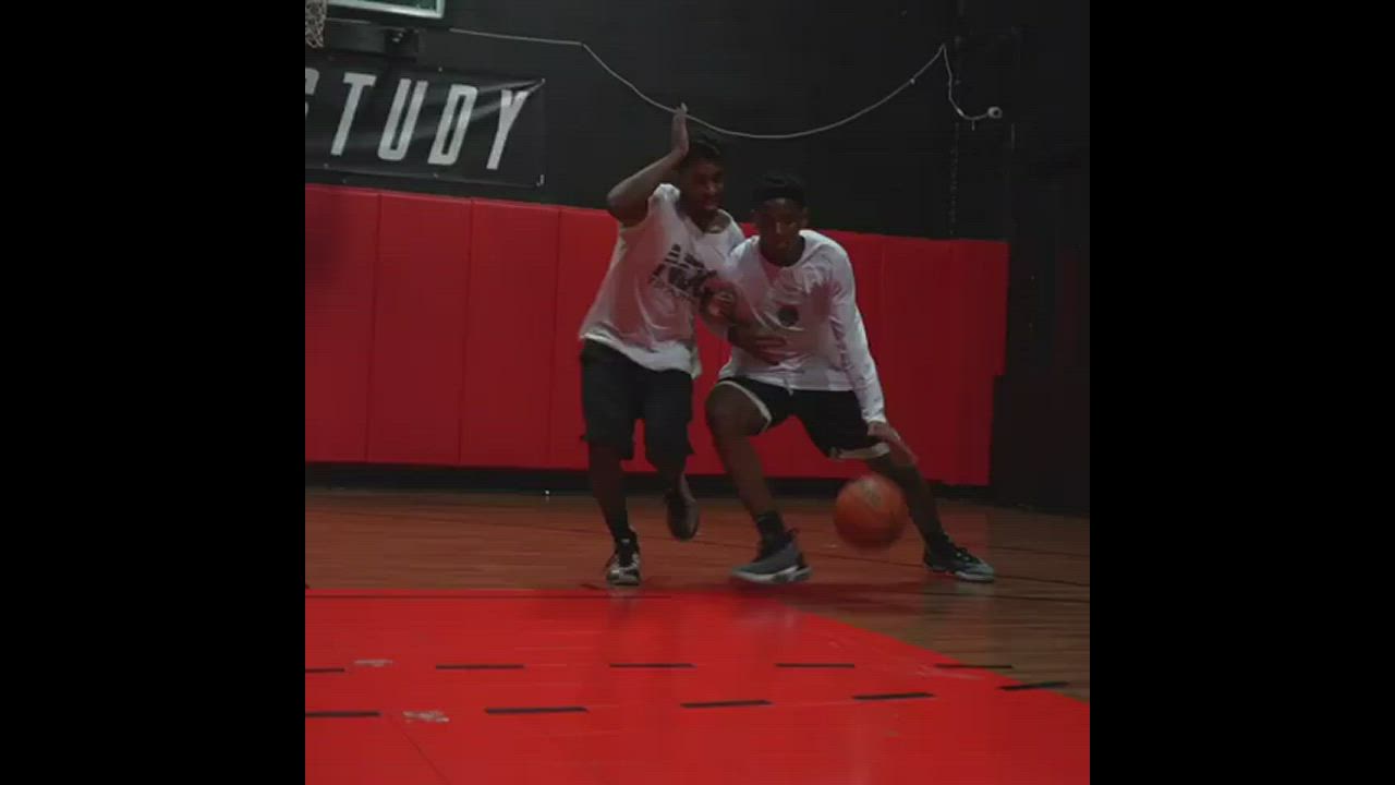 Basketball Drills: How to perform a controlled fade